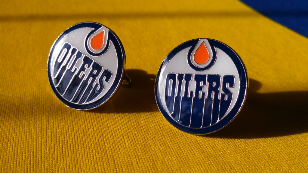 Edmonton Oilers Cufflinks, Lapel Pin, Tie Bar and Earrings – Loud Cufflinks